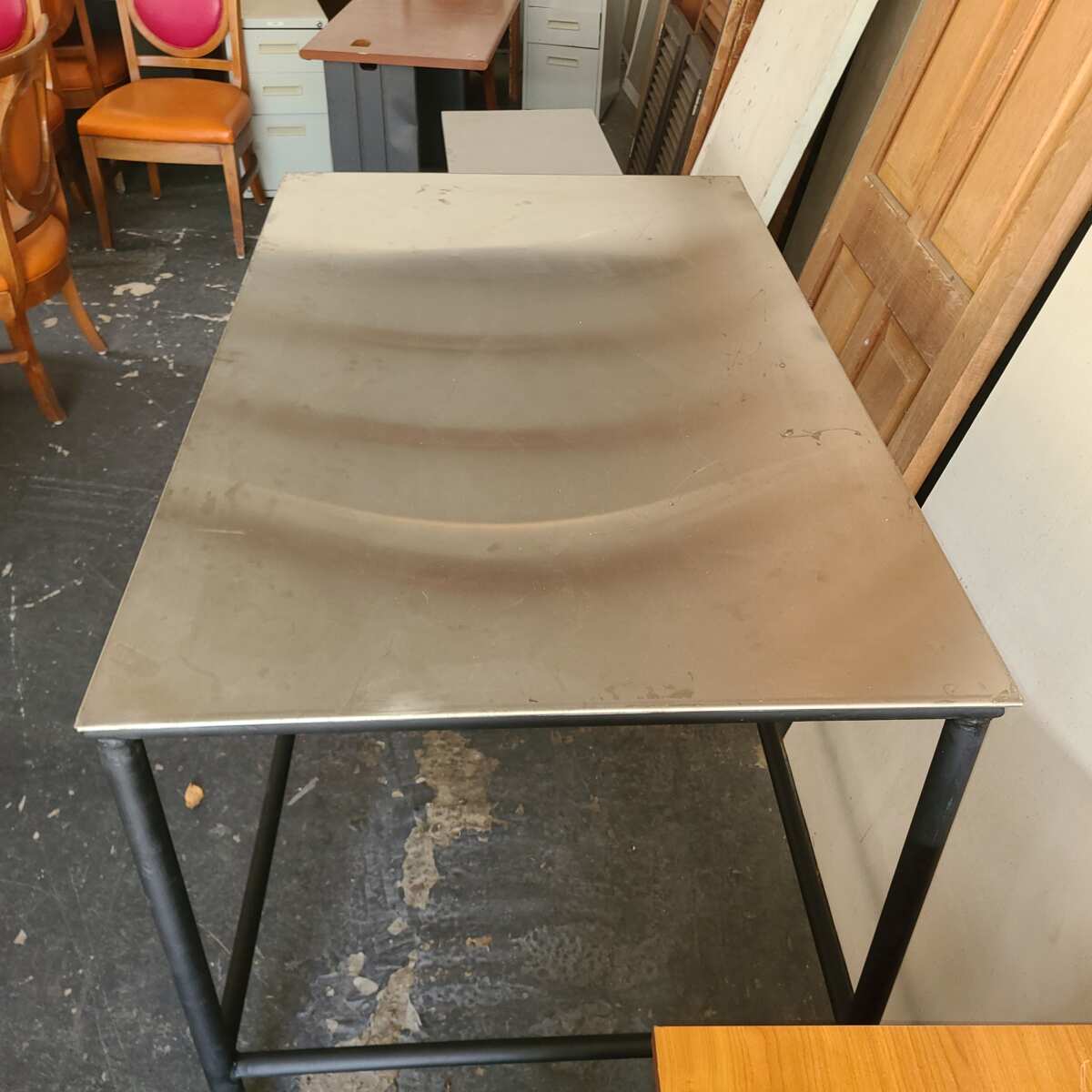 Metal Prep Table – Everything Warehouse